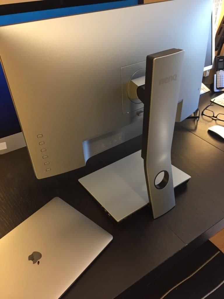 Product Review: BenQ 27-in PD2710QC Display Monitor for CAD & Animation